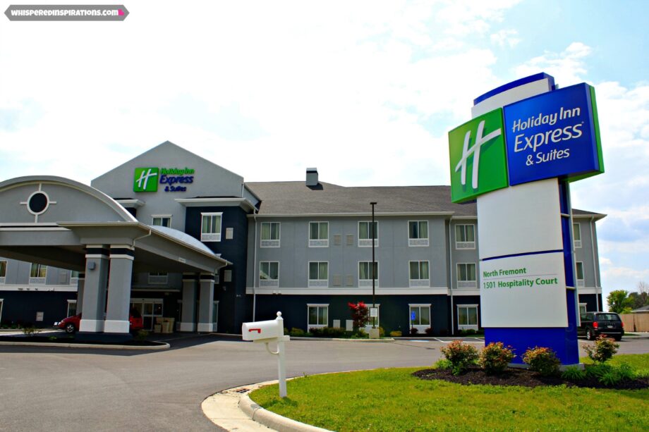 Holiday Inn Express & Suites: Check Out This Beautiful Gem in Fremont ...