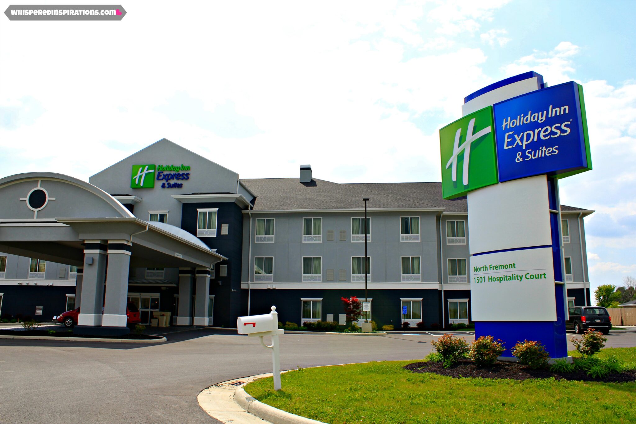Holiday Inn Express & Suites: Check Out This Beautiful Gem in Fremont ...