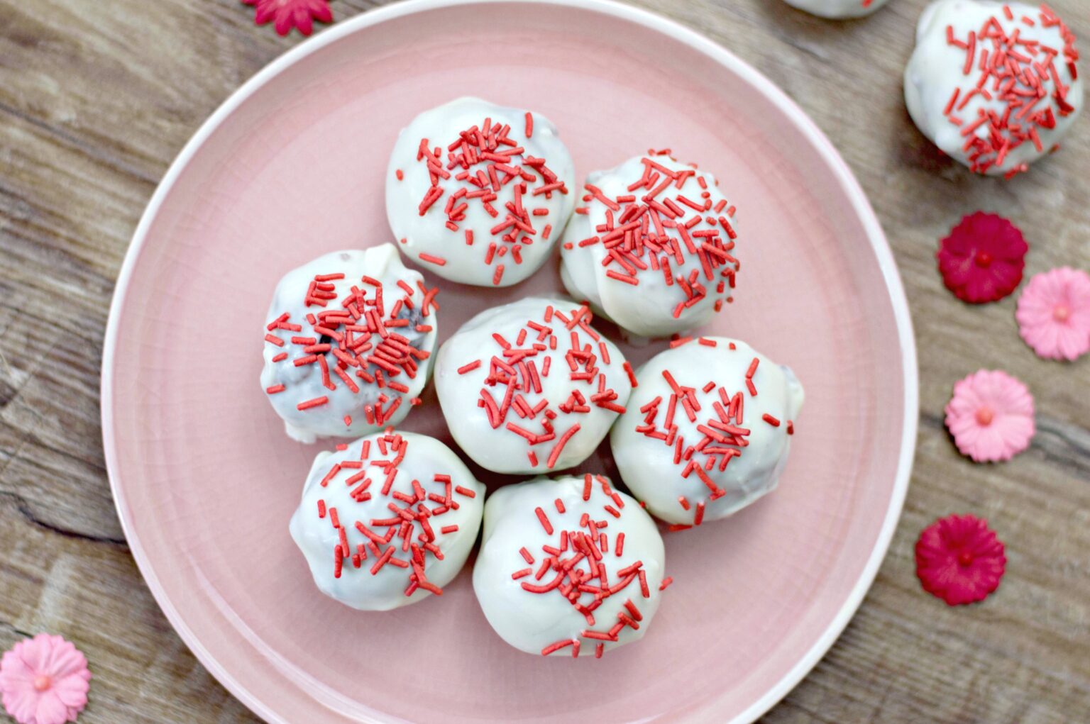 Super Easy and Delicious Poop Emoji Cupcakes - Whispered Inspirations