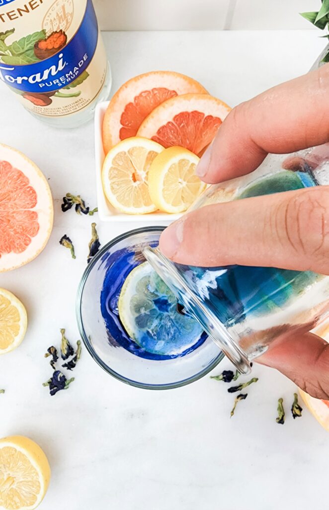 Magical Color-Changing Hibiscus & Pea Tea Galaxy Tea Refresher ...