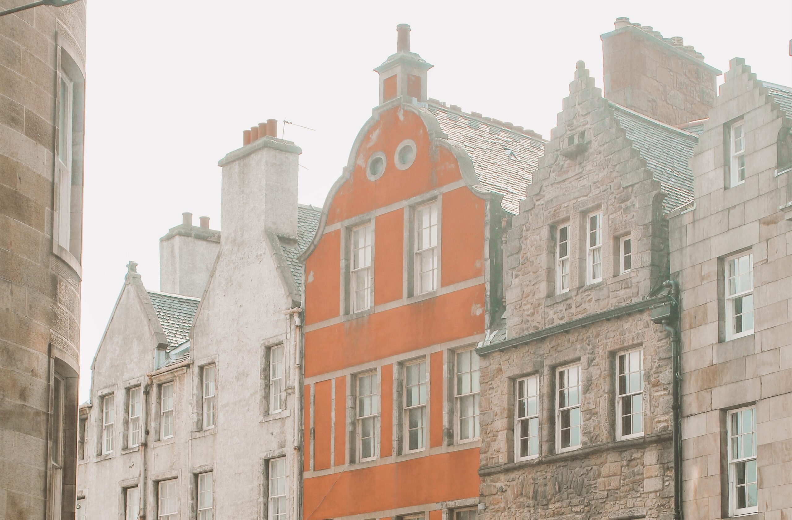 Decorating Tips for Edinburgh Tenements - Whispered Inspirations